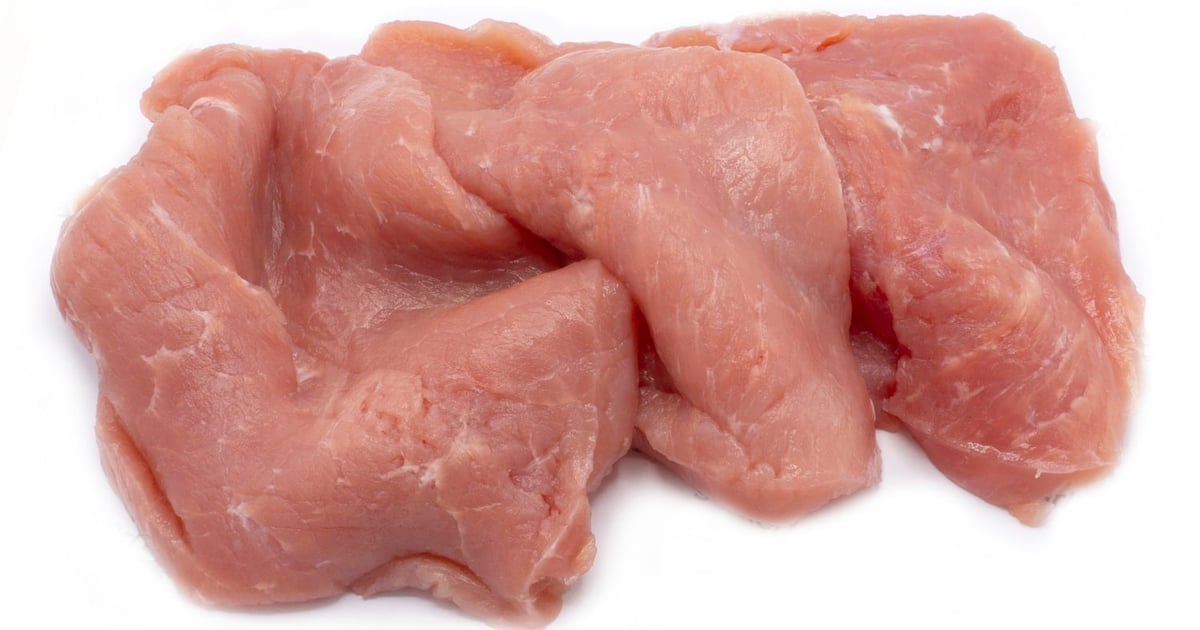 Surschnitzel vom Schwein geschnitten