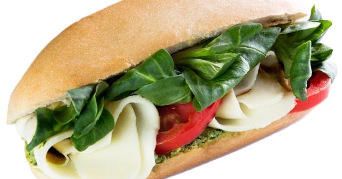 Pappudia Baguette mit Mozzarella, Tomate und Basilikumpesto